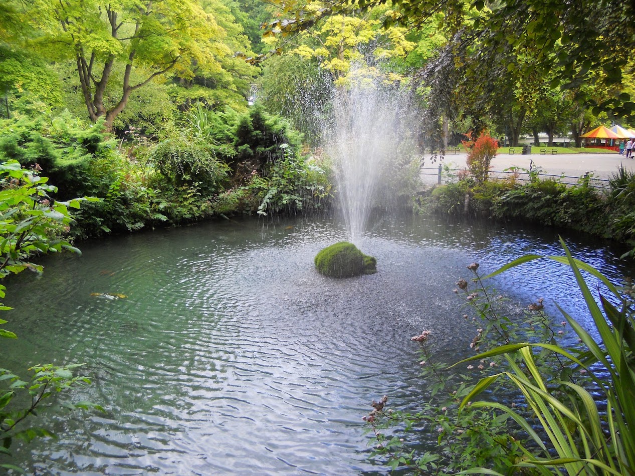 Peak District Walk: Matlock Bath, High Tor, and Masson Hill