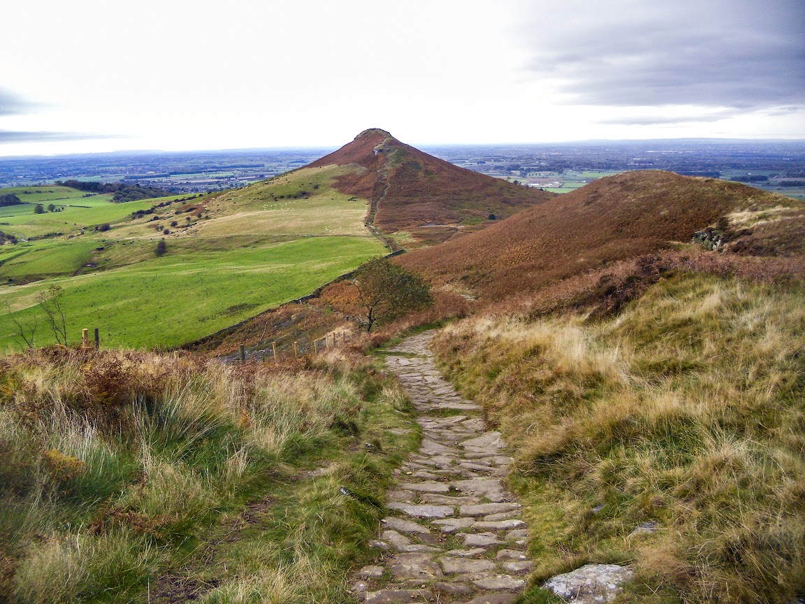 North York Moors Walk: Roseberry Topping and Captain Cook's Monument